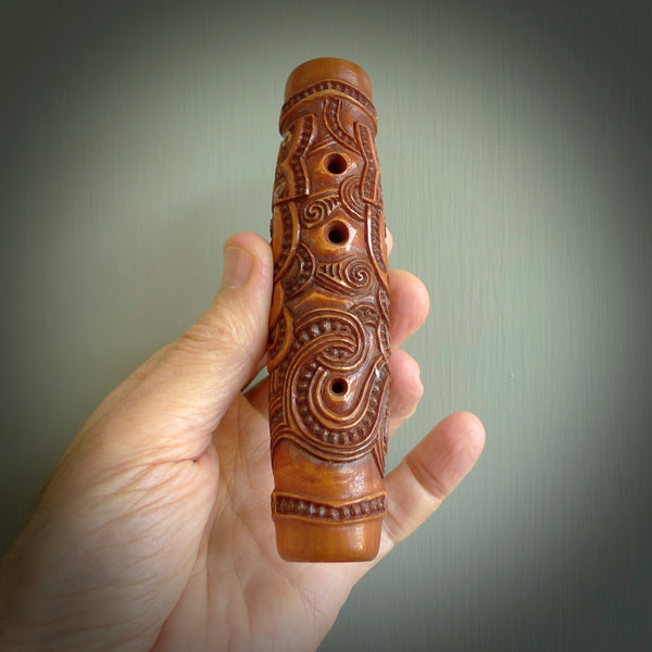 HAND CARVED NATURAL BONE FLUTE COLLECTABLE PIECE. REAL BONE FLUTE – NZ ...