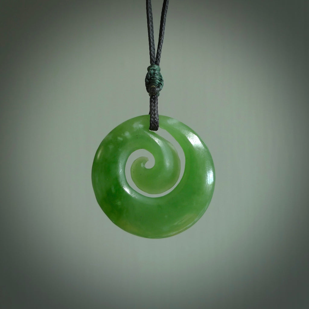 HAND CARVED NEW ZEALAND INANGA JADE KORU PENDANT ROSS CRUMP KORU ART ...