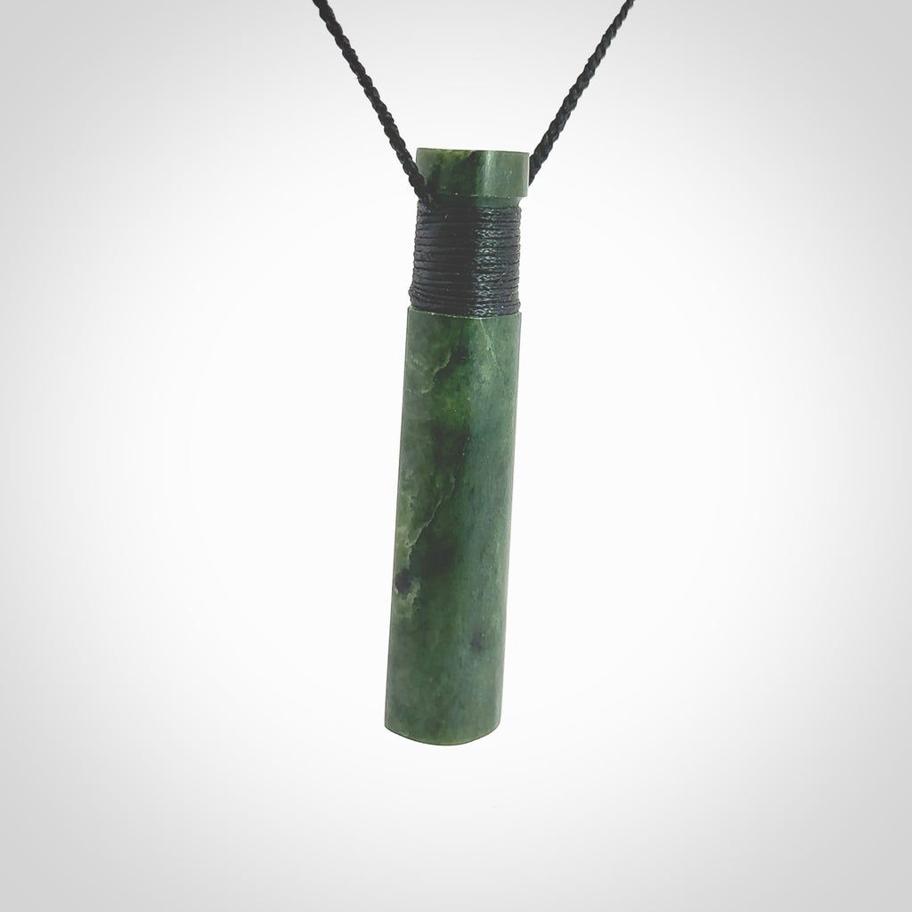 HAND CARVED NEW ZEALAND JADE DROP PENDANT. REAL JADE DROP NECKLACE ...