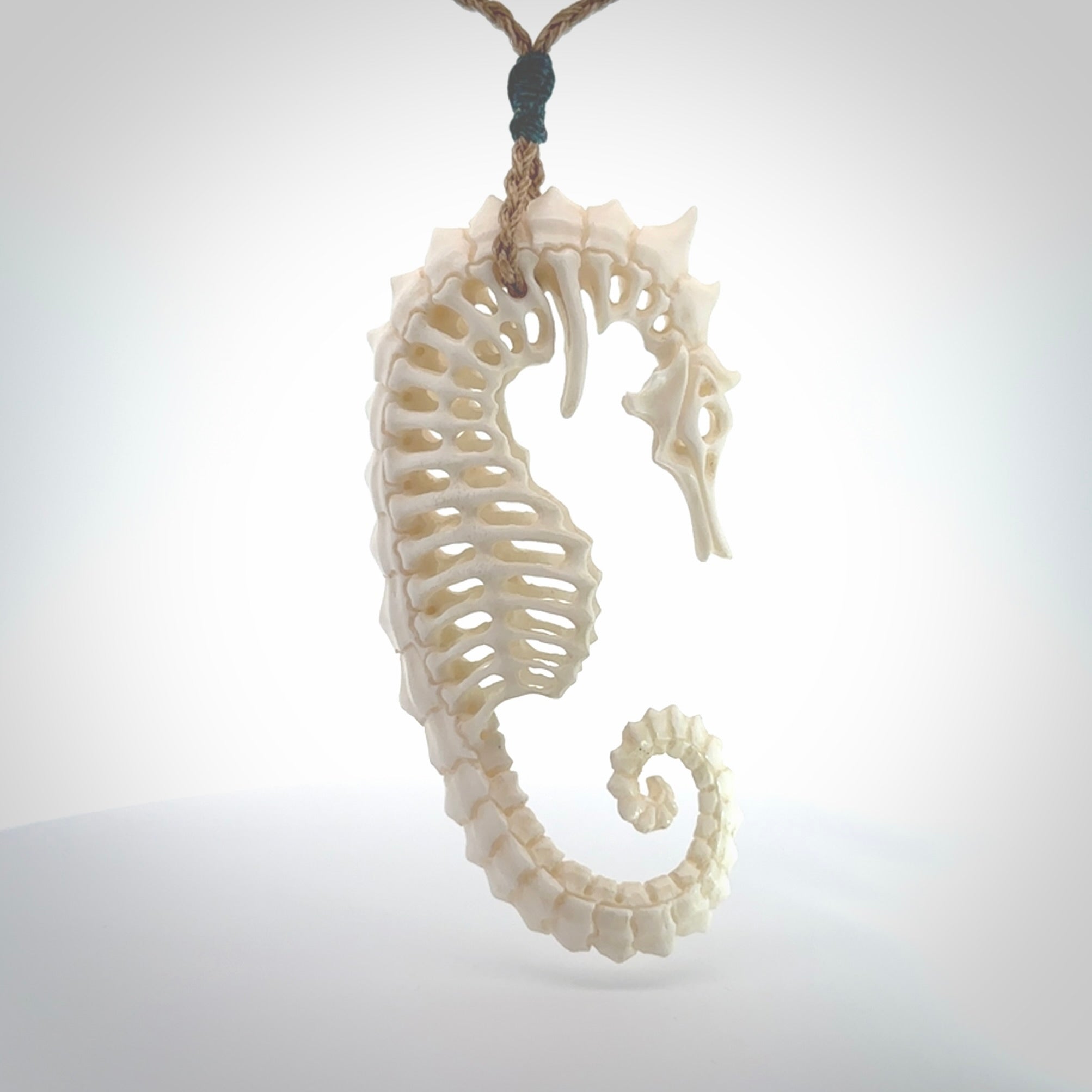 HAND CARVED LARGE BONE SEAHORSE SKELETON PENDANT. LARGE BONE SEAHORSE ...